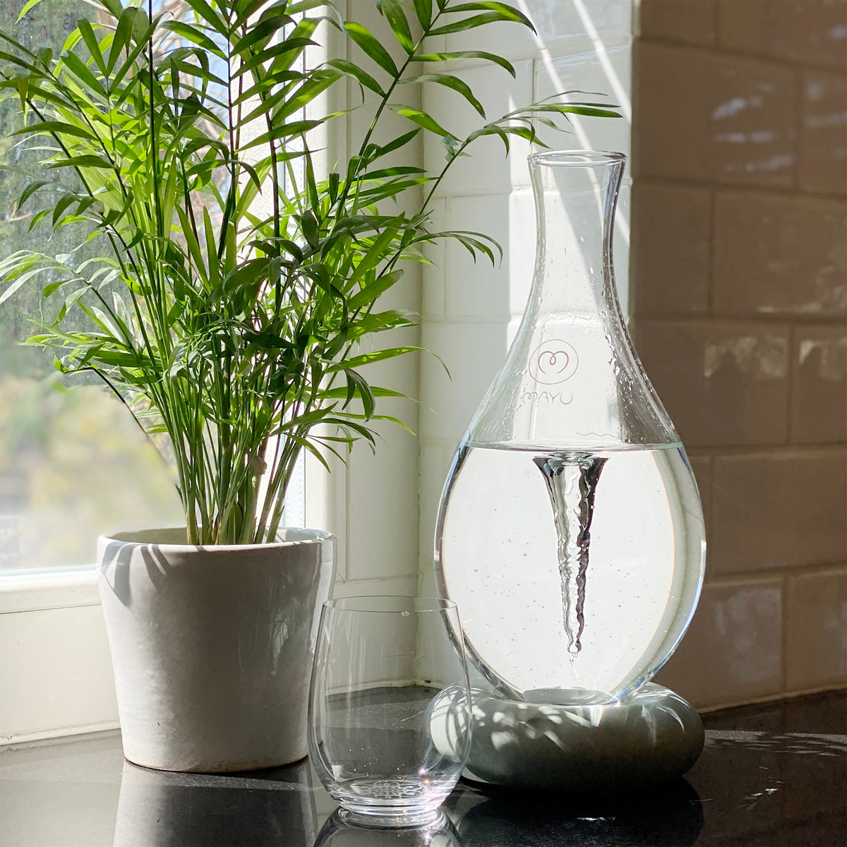 Mayu Swirl – Structured Water Vortex Carafe By Mayu Water – Sage Wellbeing